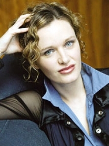 Nelly Arcan | Biographies | National Arts Centre