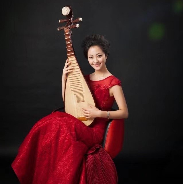 Tiffany Liu | Biographies | National Arts Centre