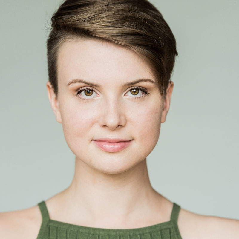 Chloe Giddings | Biographies | National Arts Centre