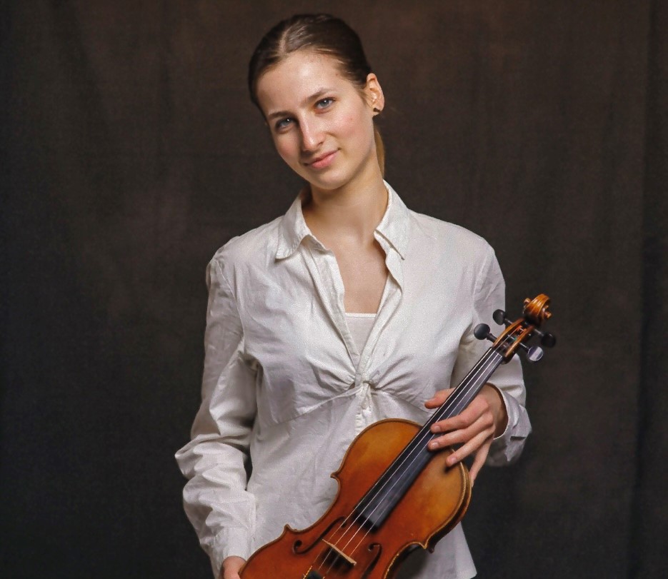 Eva Lesage | Biographies | National Arts Centre