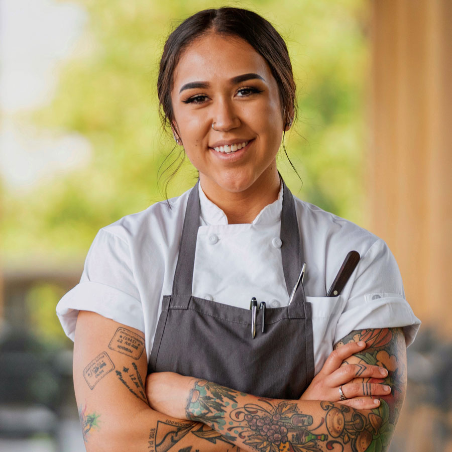 Siobhan Detkavich | Biographies | National Arts Centre