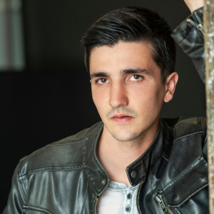 Stephen Thakkar | Biographies | National Arts Centre