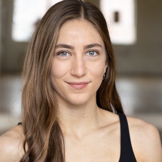 Daniela Jezerinac | Biographies | National Arts Centre