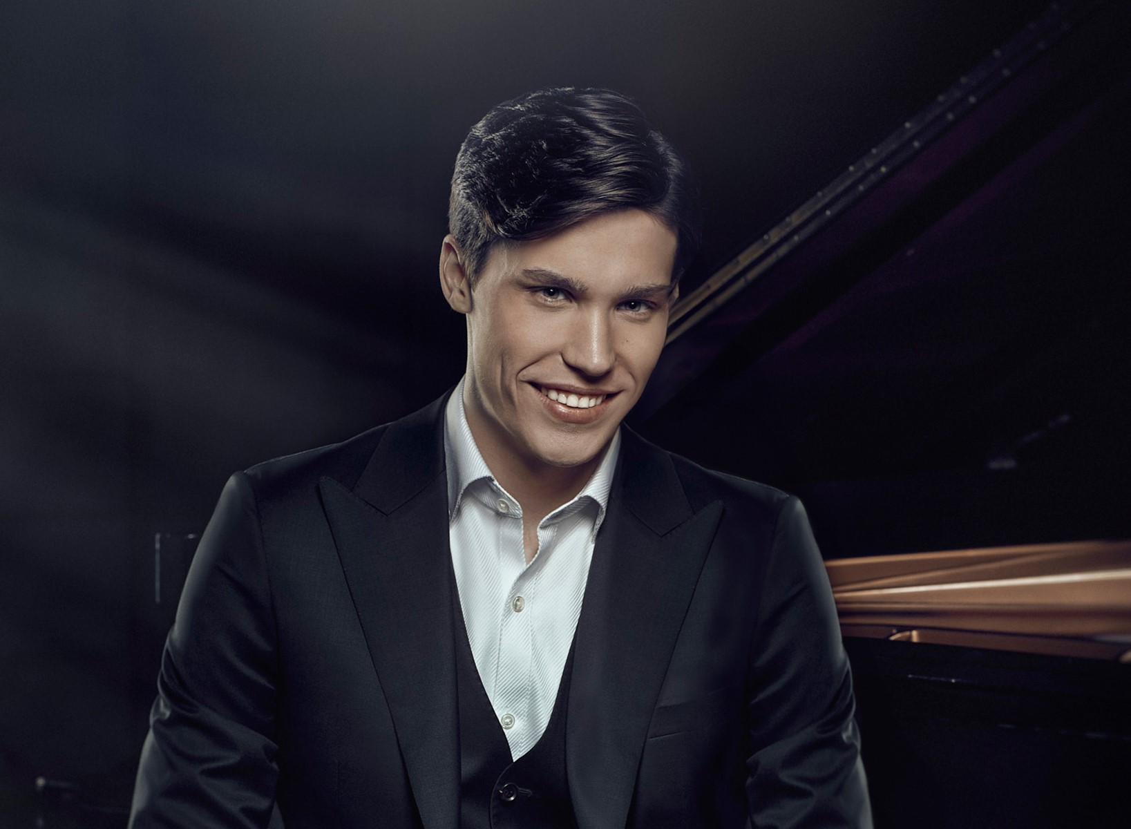 Jaeden Izik-Dzurko | Biographies | National Arts Centre