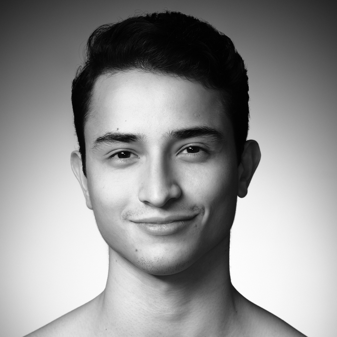 Angel Vizcaíno | Biographies | National Arts Centre