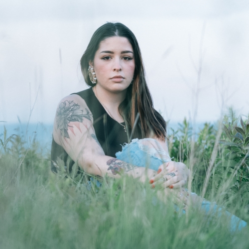 Emma Stevens | Biographies | Centre national des Arts