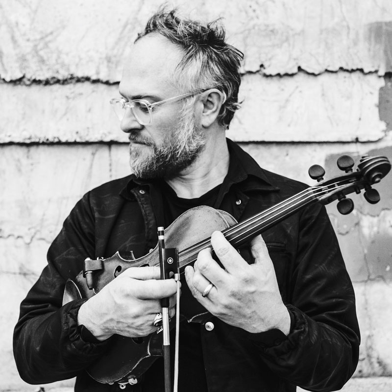 Jesse Zubot | Biographies | National Arts Centre